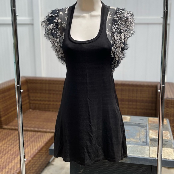 Marisa K | Dresses | Marisa K Little Black Dress W Shoulder Detail ...